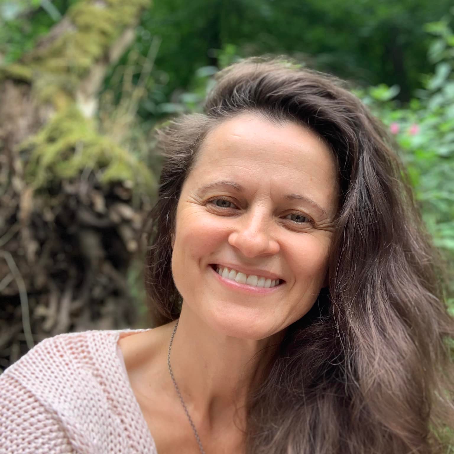 Terapia holistyczna z Ulą Młodożeniec – psychoterapia i rozwój